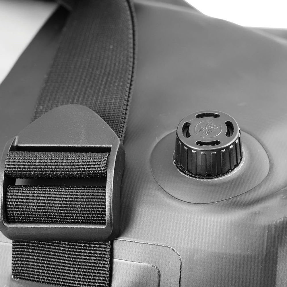 Nelson Rigg - SE-4040 Hurricane Tail Bag - 40L – AMA Warehouse